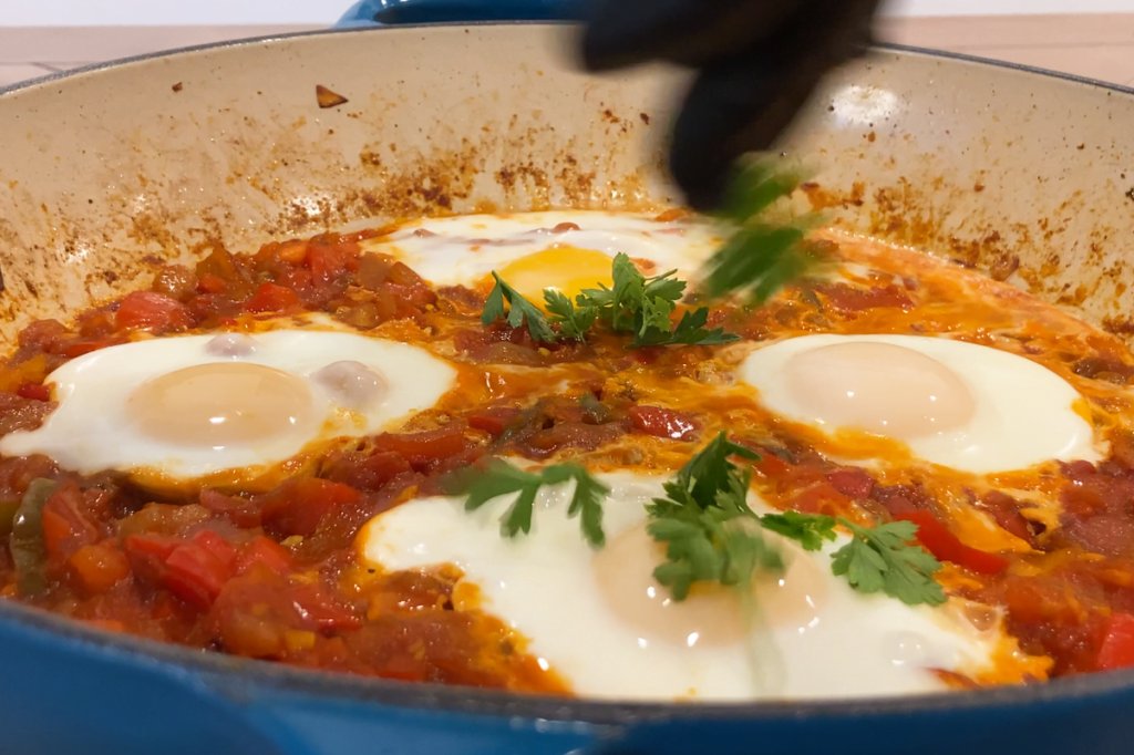 Easy Shakshuka - Delishdoers